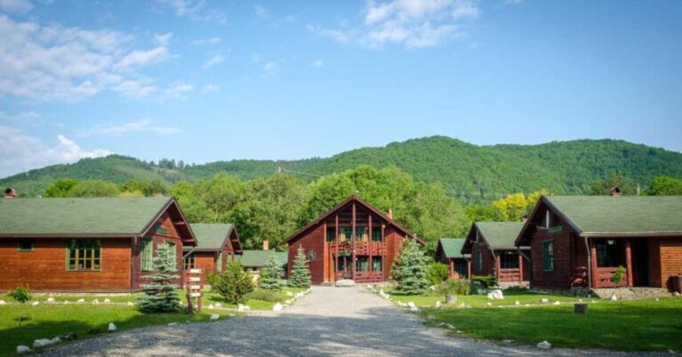 Top Cabane de Închiriat la Munte în România